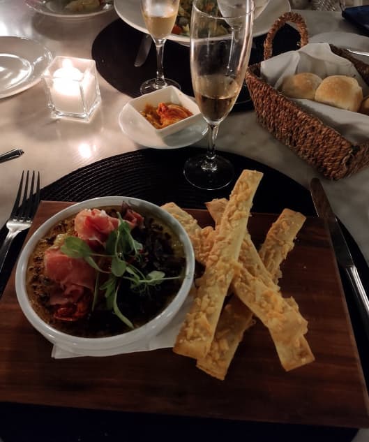 Quais restaurantes oferecem comida acessível na Recoleta? - Argentina ...